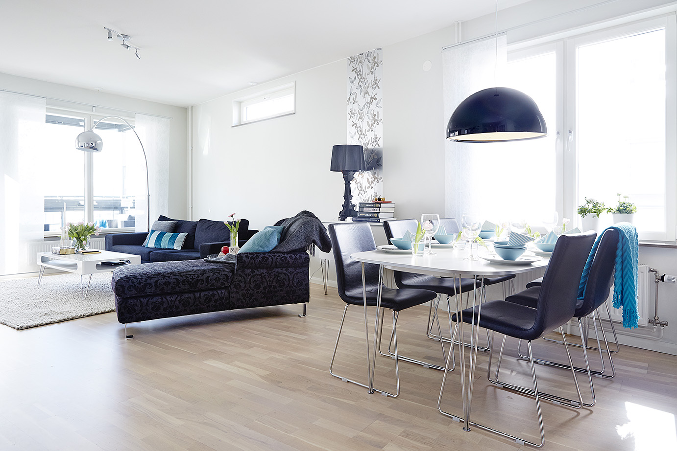 Du bleu et du noir pour un intérieur design
