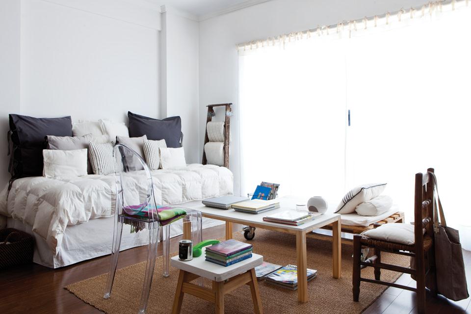 Un studio pratique et lumineux