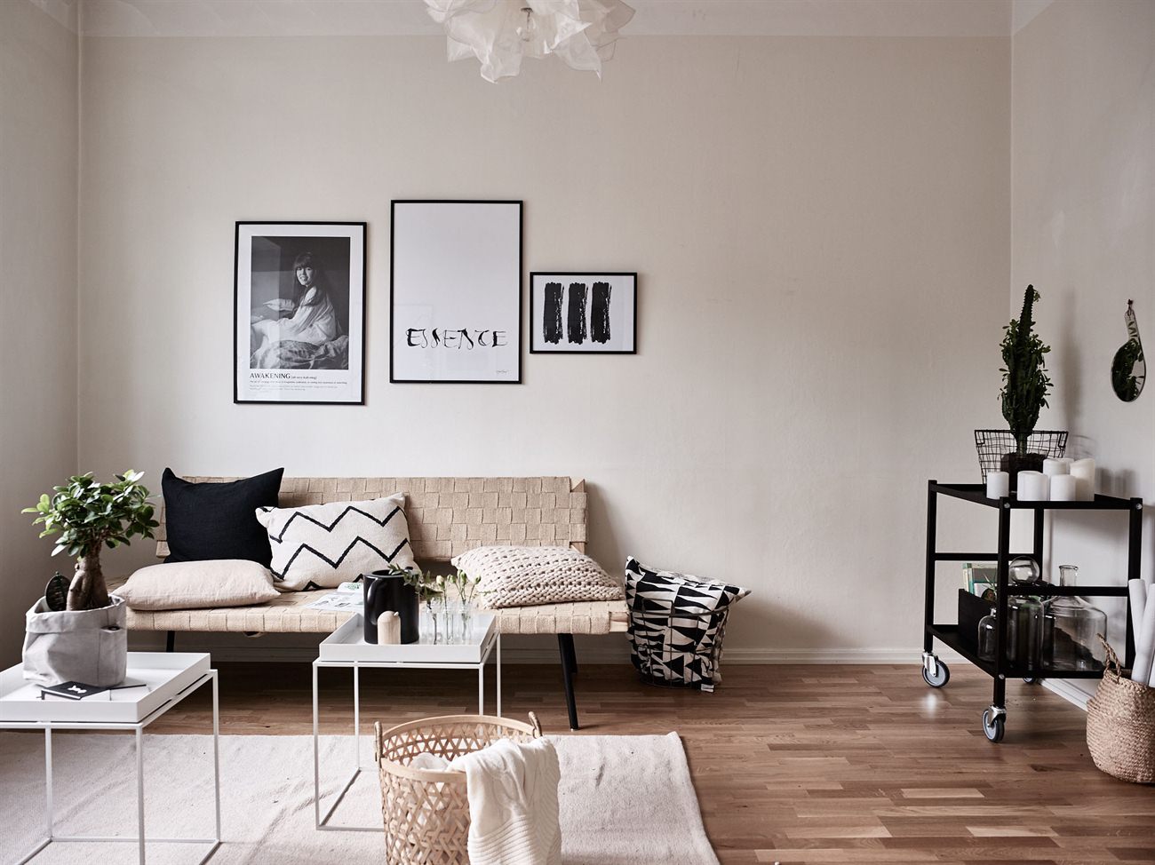 Dans un immeuble de style Bauhaus