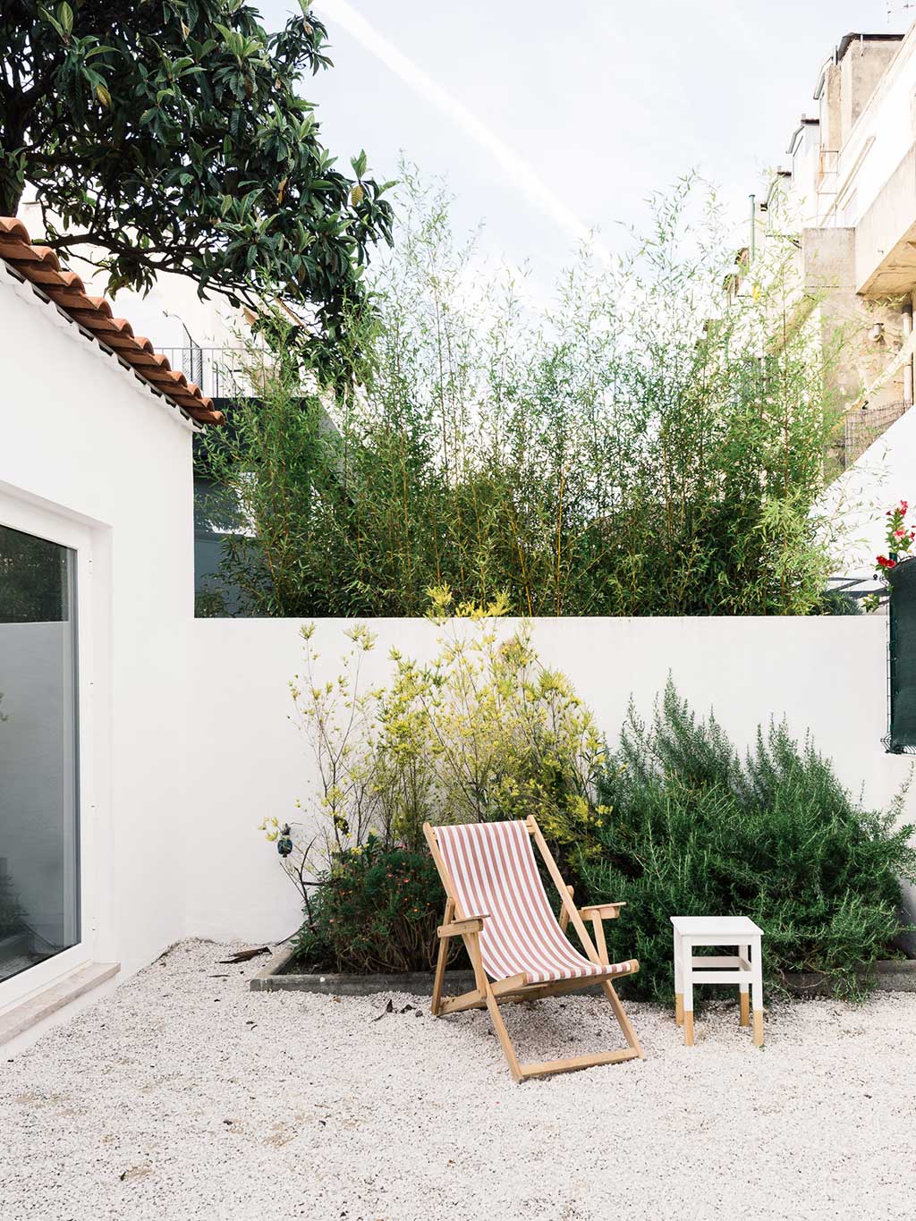 Un studio minimalisme propice à la création à Lisbonne
