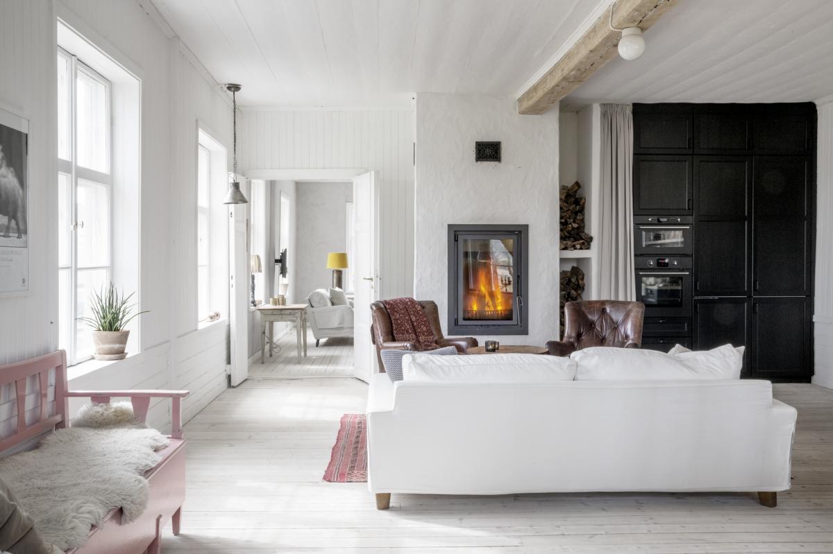 Charme rustique dans la maison rouge | PLANETE DECO a homes world ...
