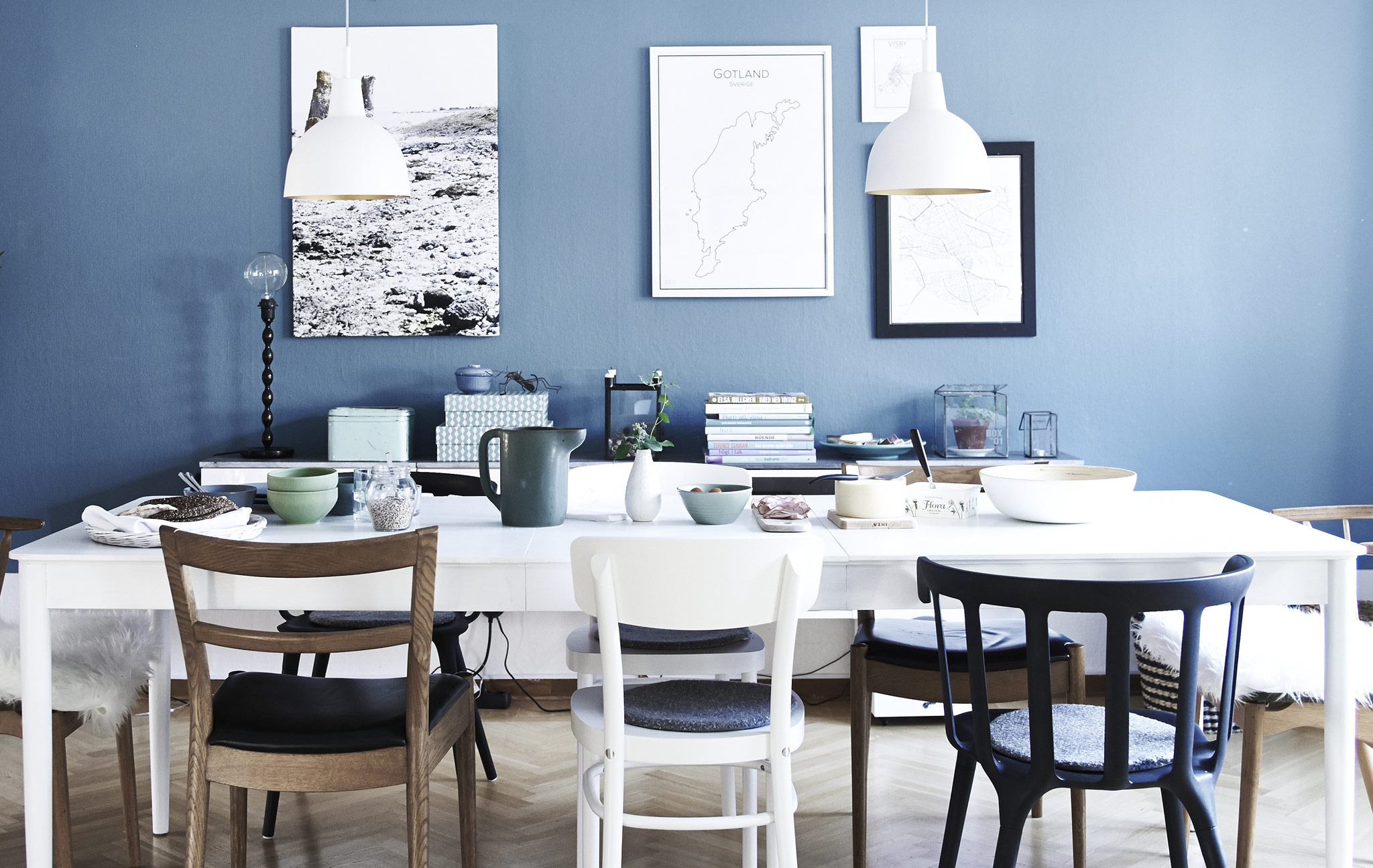 Tables de fêtes inspirées par le bleu