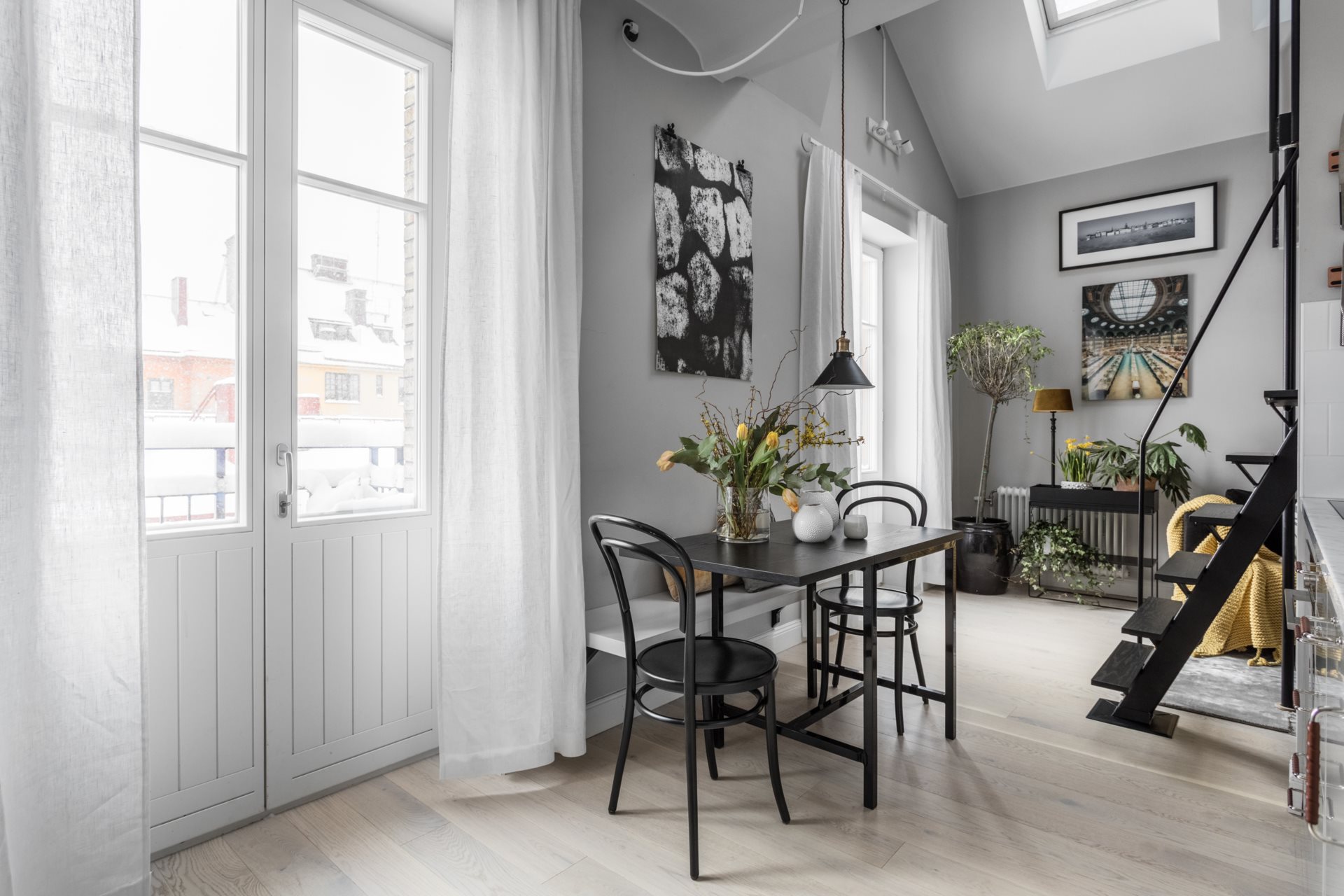 Un idéal studio en duplex