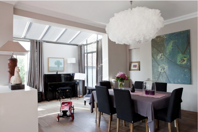 Design contemporain dans une maison classique