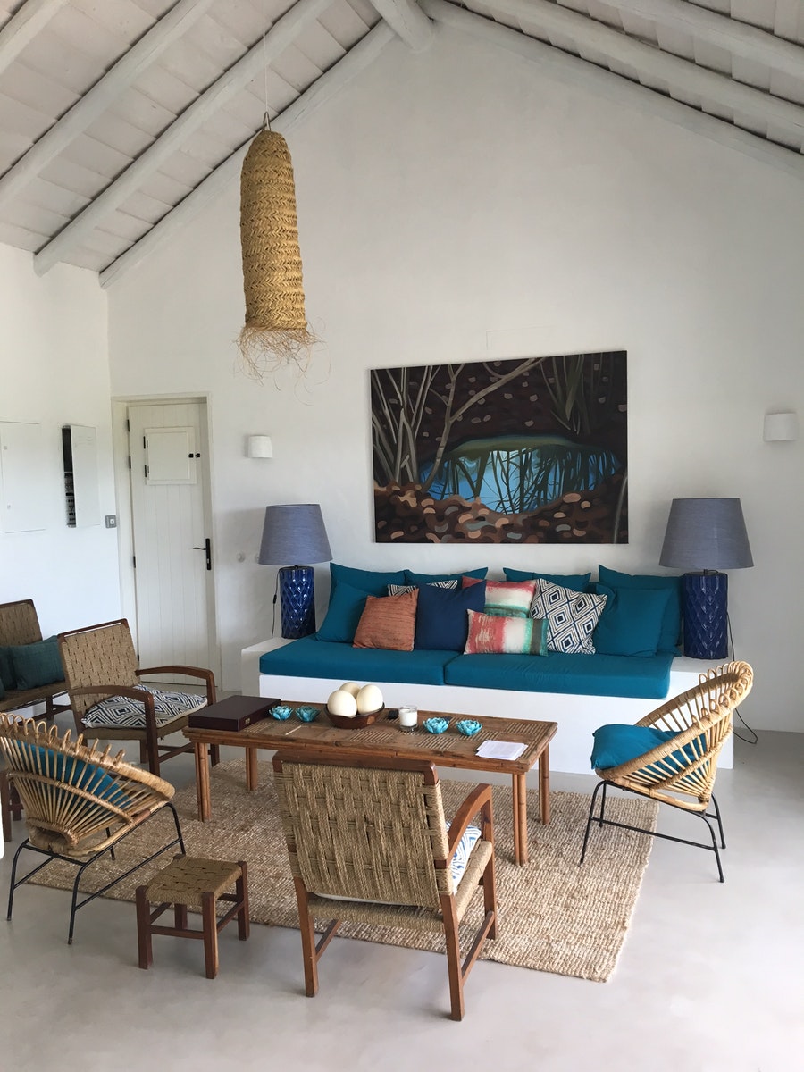 Une maison typique près de l'océan