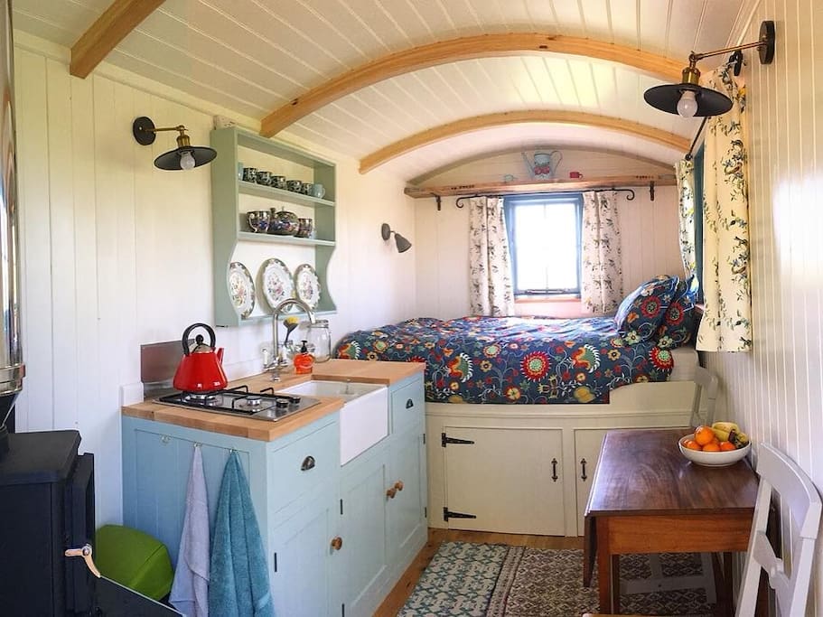 Une tiny house dans une roulotte