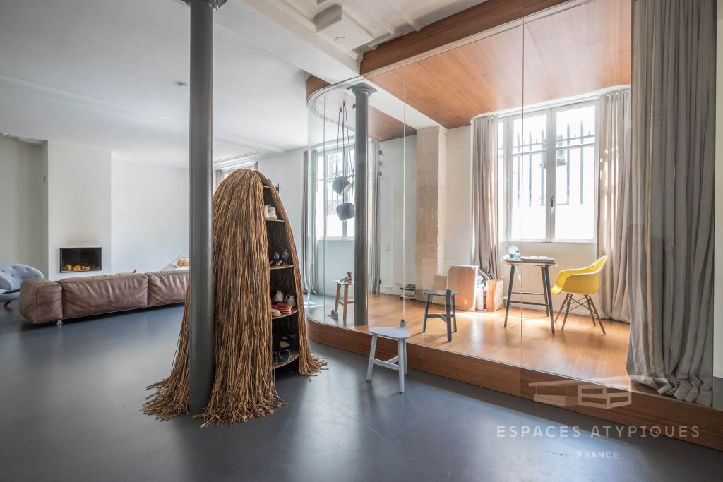Design d'exception pour un loft dans un ancien atelier à Paris