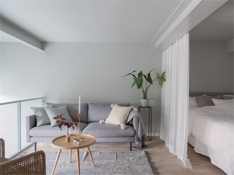 La cuisine est au coeur de cet appartement en duplex de 49m2