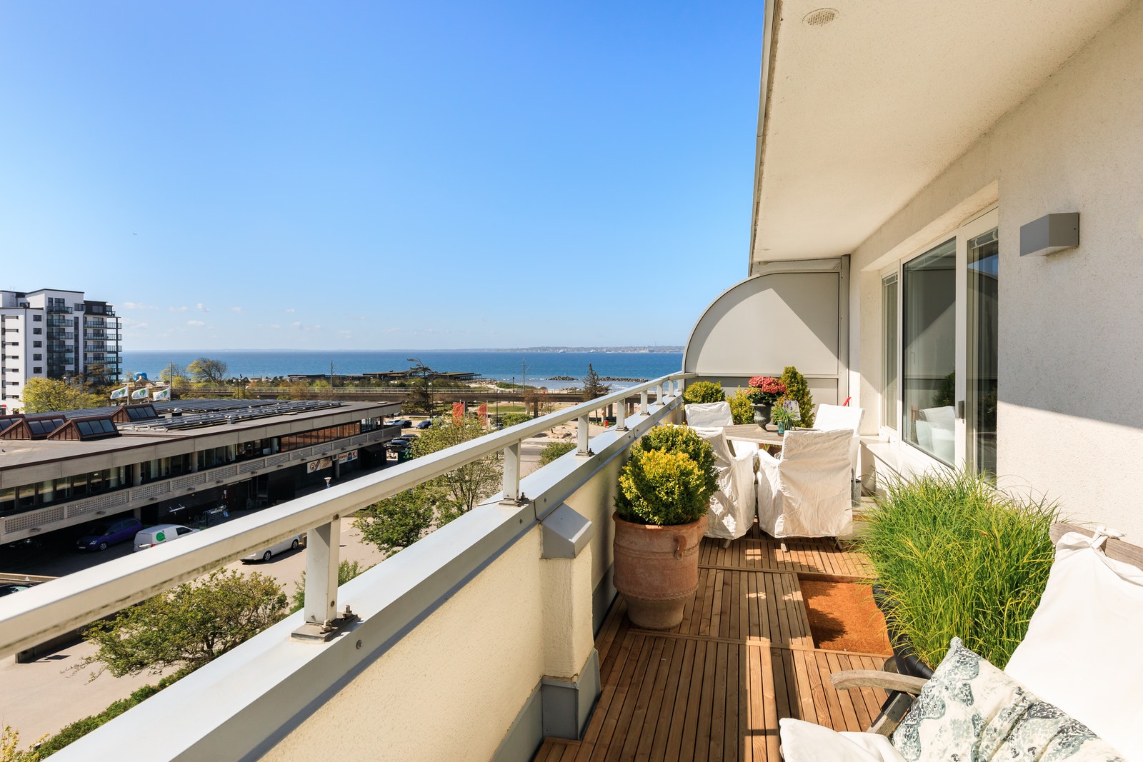 Vue sur la mer pour un appartement avec terrasse