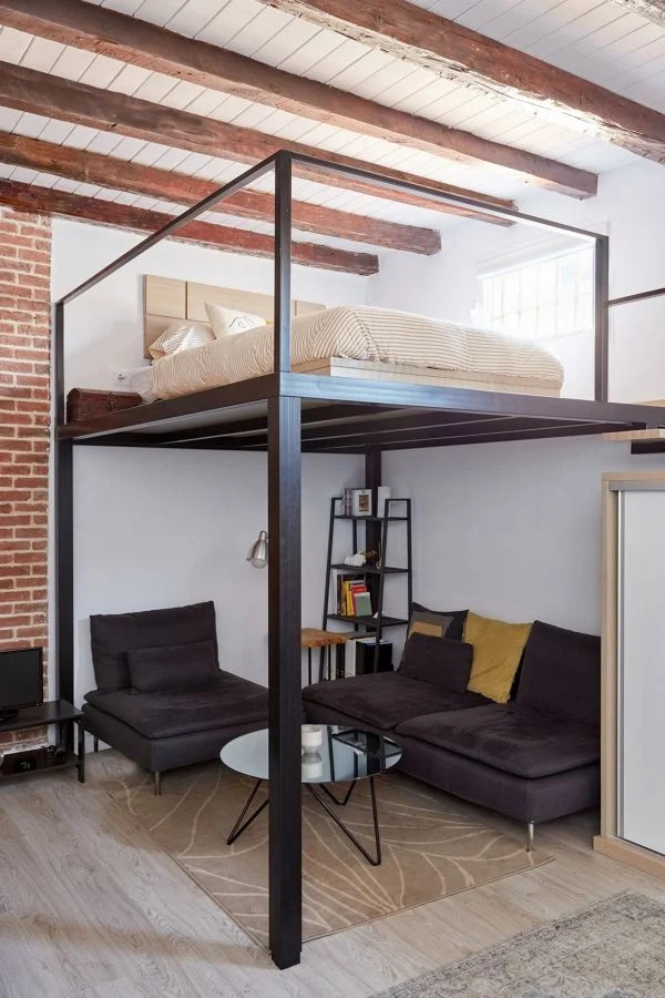 Un mini loft de 30m2 à l'esthétique industrielle à Madrid