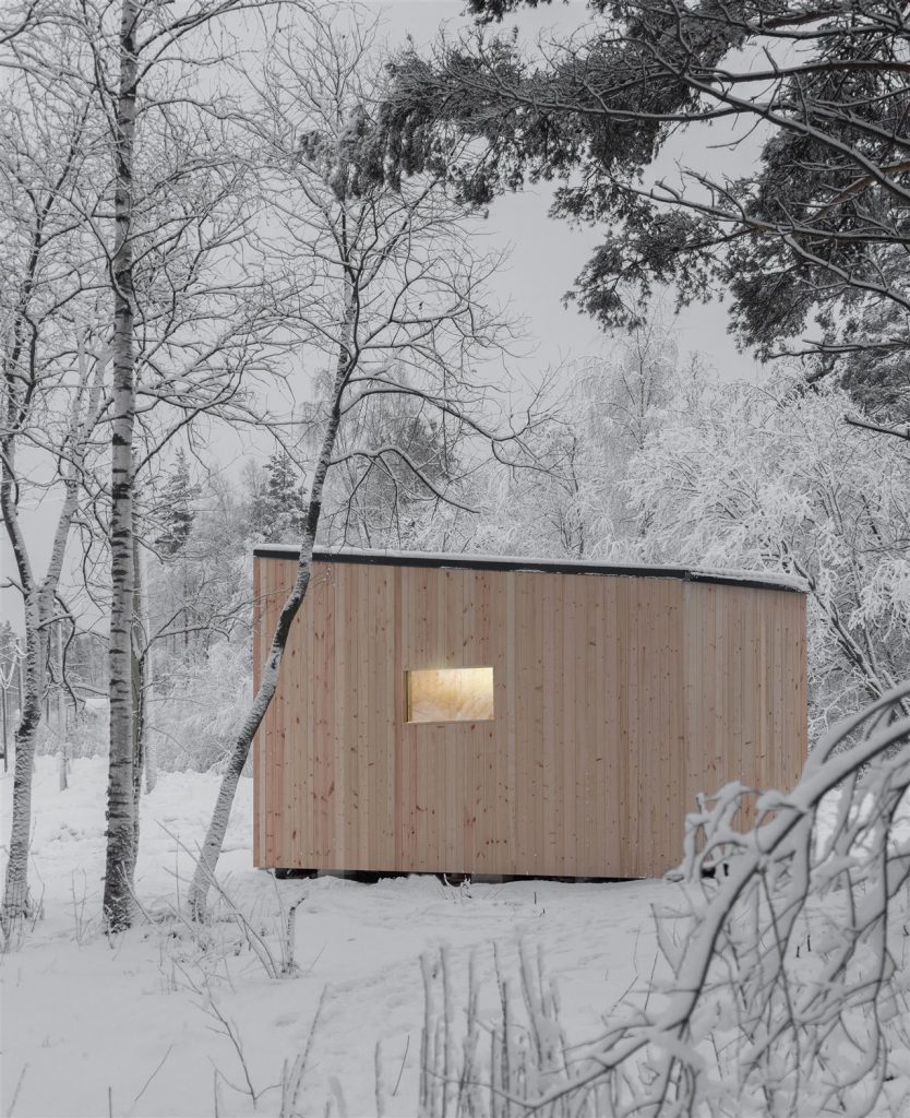 Dans cette minuscule cabane design de 11m2 il ne manque rien