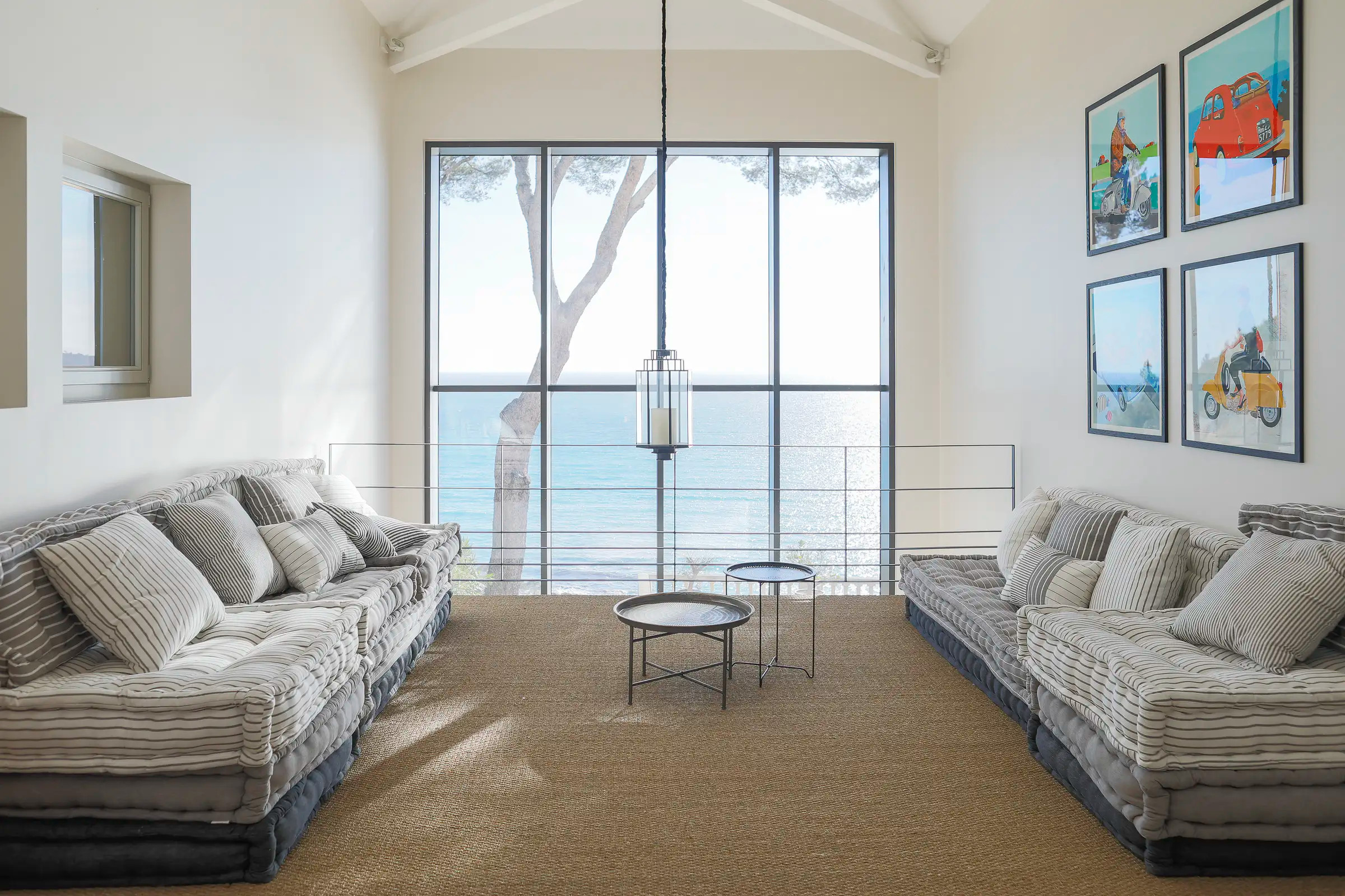 Une villa contemporaine avec vue sur les calanques de Cassis