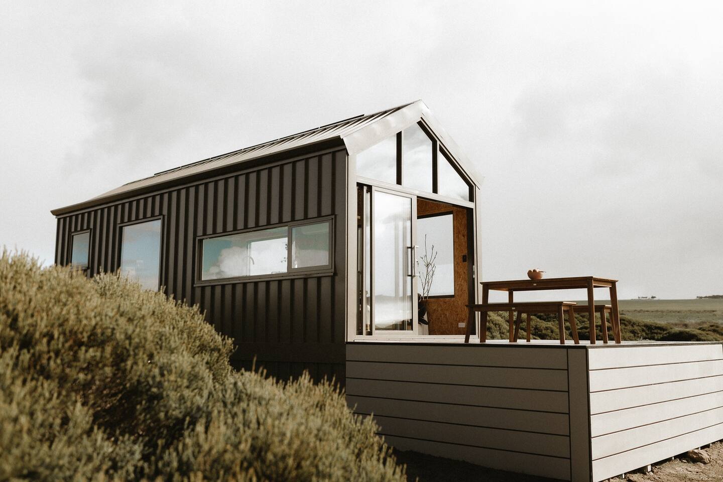 Cette mini maison container de 15m2 est à autoconstruire pour 17.000 ...