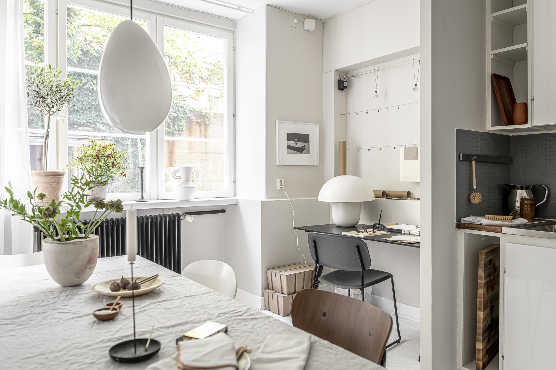 Un luxueux studio de 50m2 avec une grande cuisine séparée