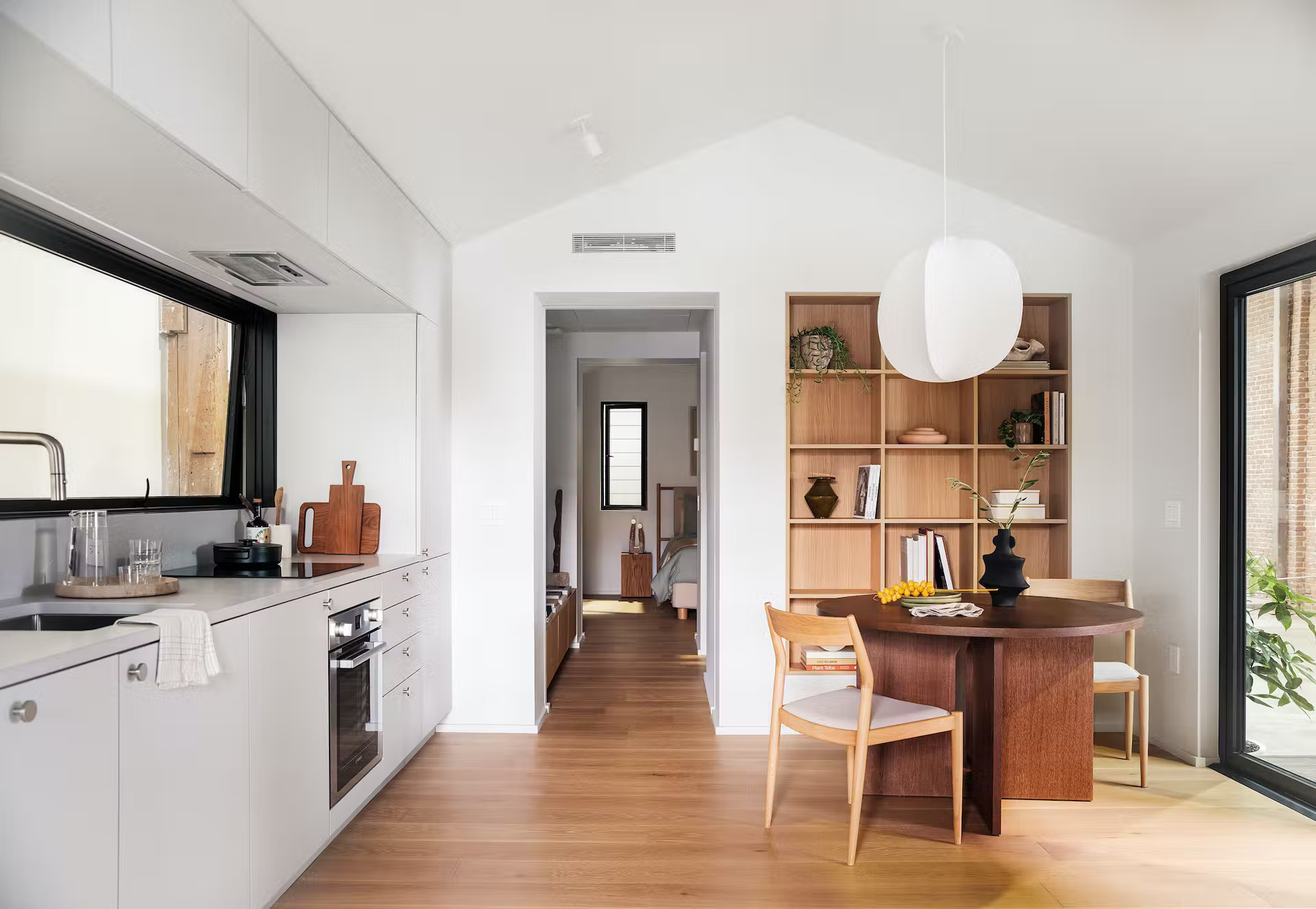 Une petite maison préfabriquée de 50m2 conçue par Dwell pour le jardin ...