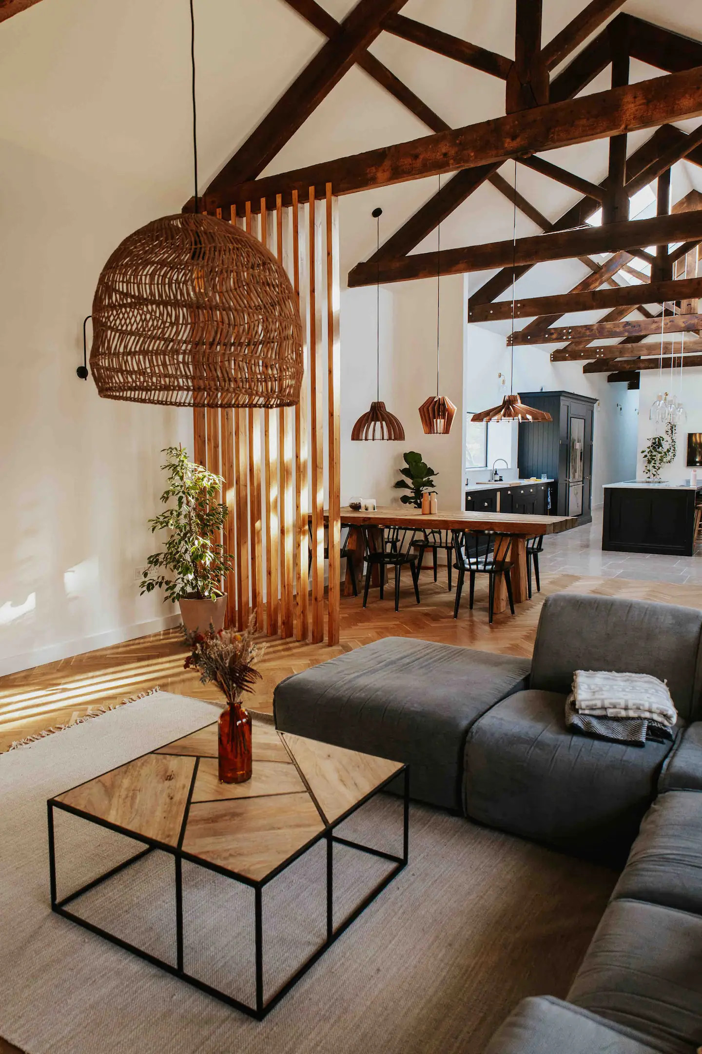 Une grange rénovée en style contemporain dans la campagne anglaise