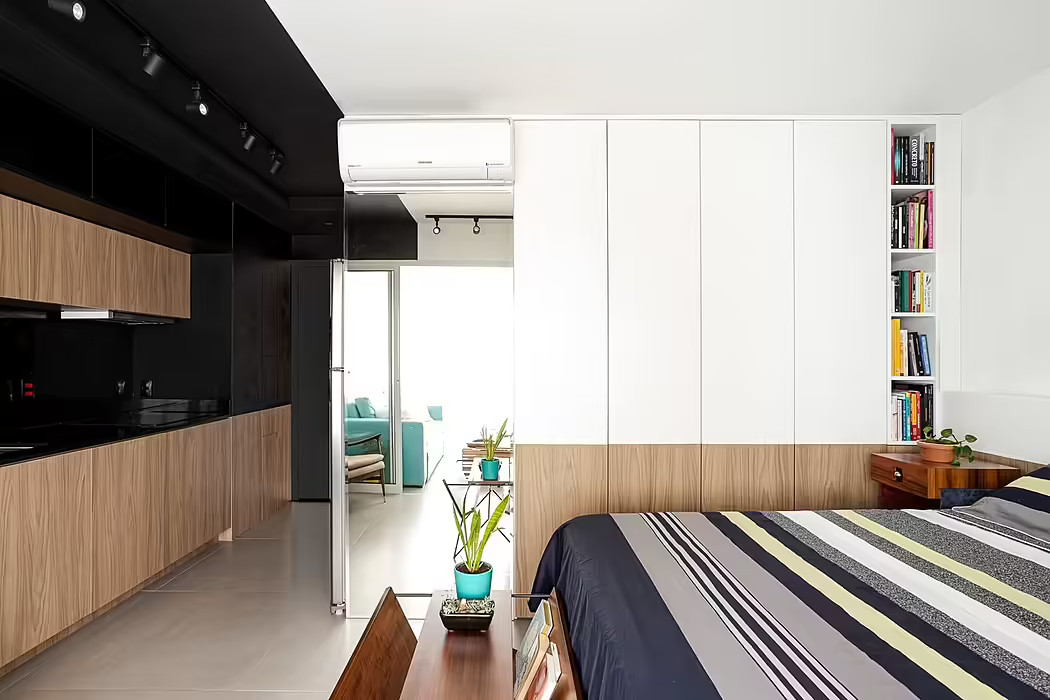 Un ancien studio de 30m2 transformé en deux-pièces par un architecte