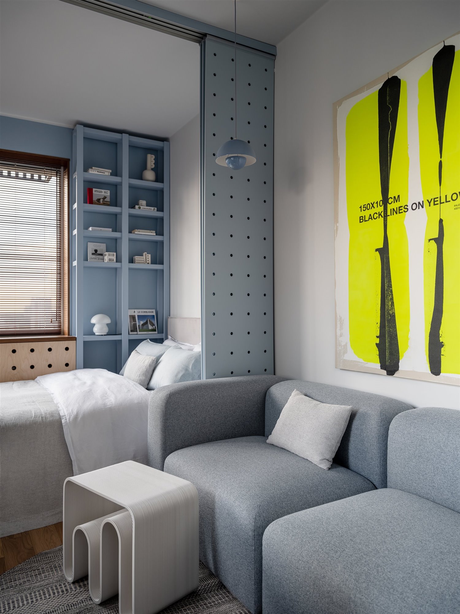 Un appartement de 29m2 sous le signe du design et du bleu