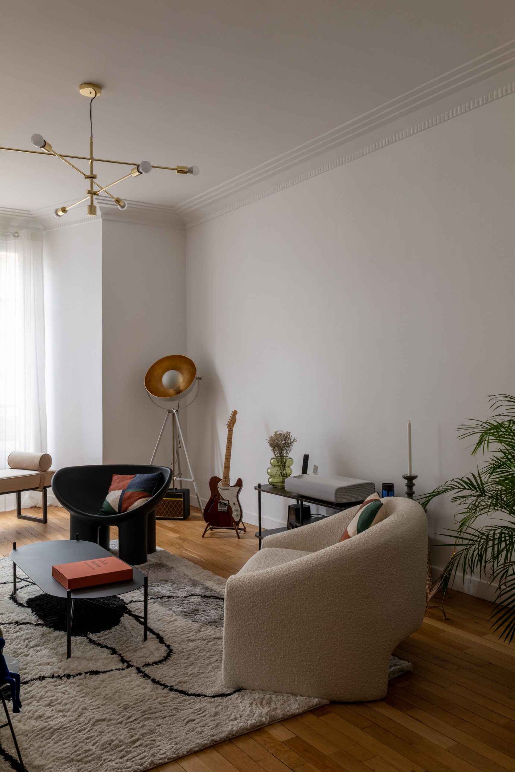 Un appartement de 125m2 à Paris rénové par le Studio Castille